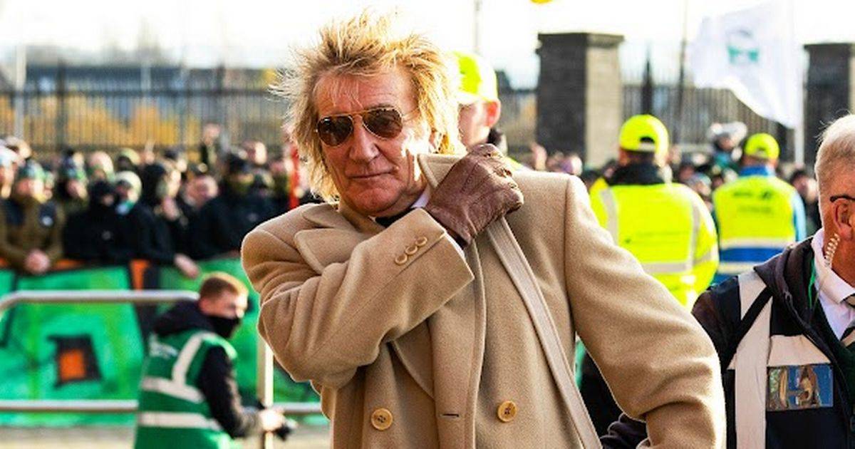 Rod Stewart gives Celtic ultras the finger after hostile welcome to ...
