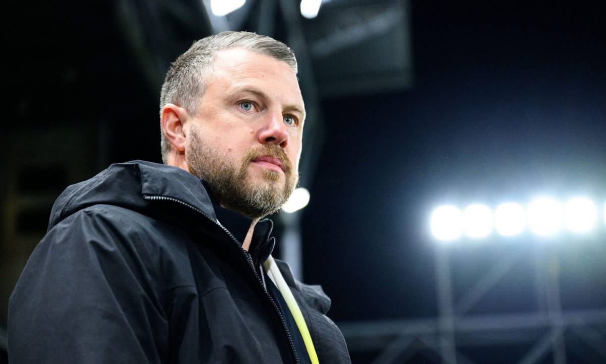 Sean Wallace: New Aberdeen boss Jimmy Thelin must bid to smash damaging ...