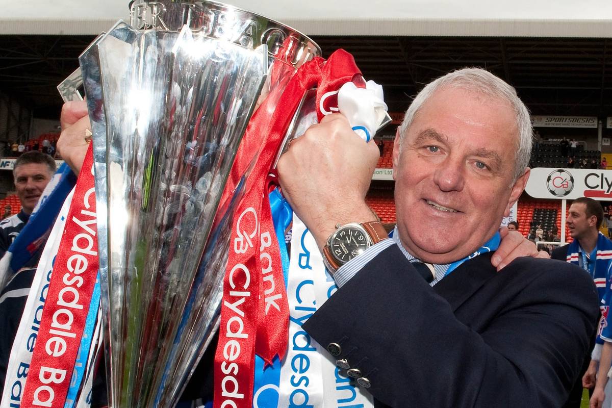 Date set for Rangers Walter Smith statue to be unveiled - Herald ...