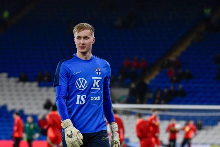 Celtic sign Aston Villa goalkeeper - The42.ie - 16 Jul 2024