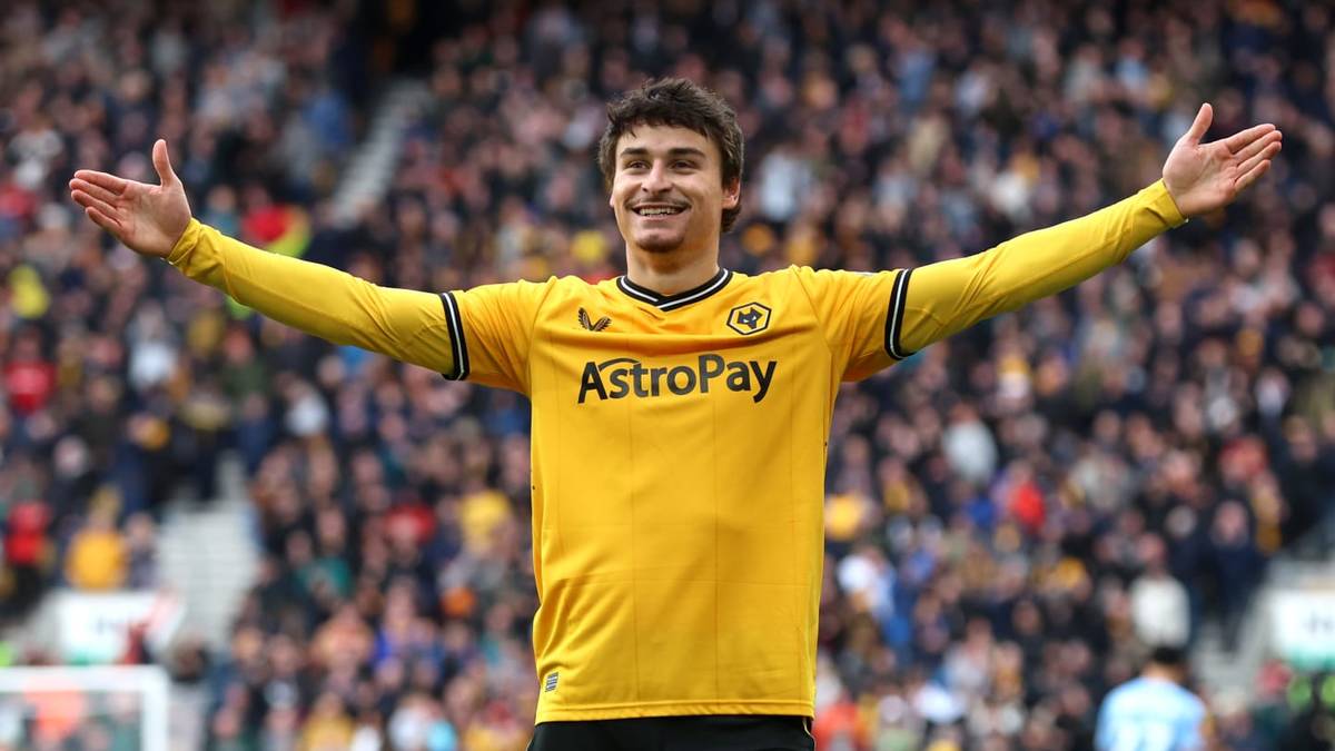 Wolves make Hugo Bueno exit decision amid Celtic rumours - The Celtic ...