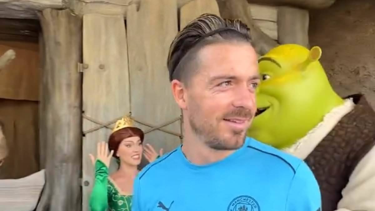 Donkey from Shrek is left impressed by the size of Jack Grealish’s ...