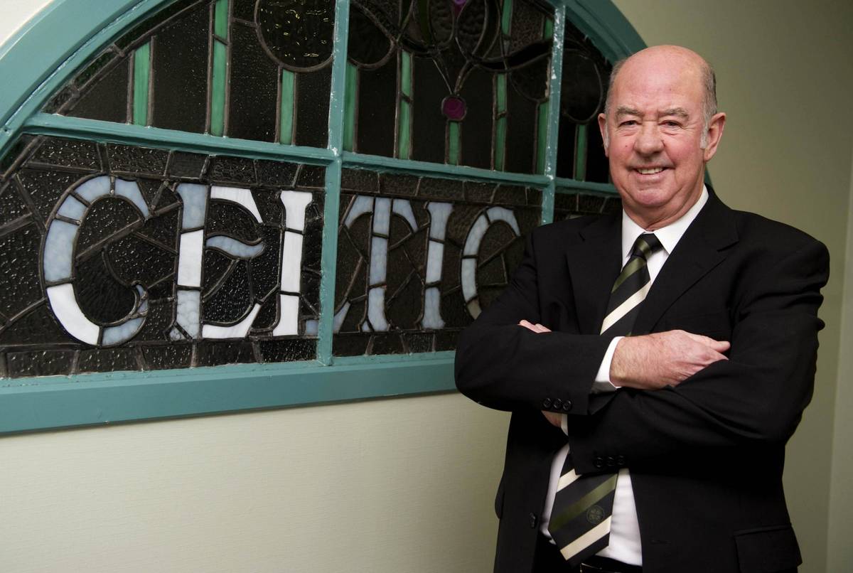 Celtic pay tribute to club legend Tommy Callaghan as star dies aged 78 ...