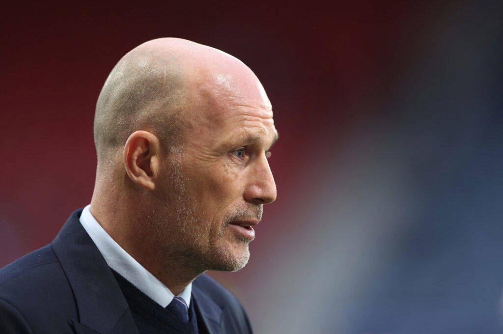 Chris Sutton Rips Into Philippe Clement Over Celtic Budget Jibes - Celts Are Here - 11 Jan