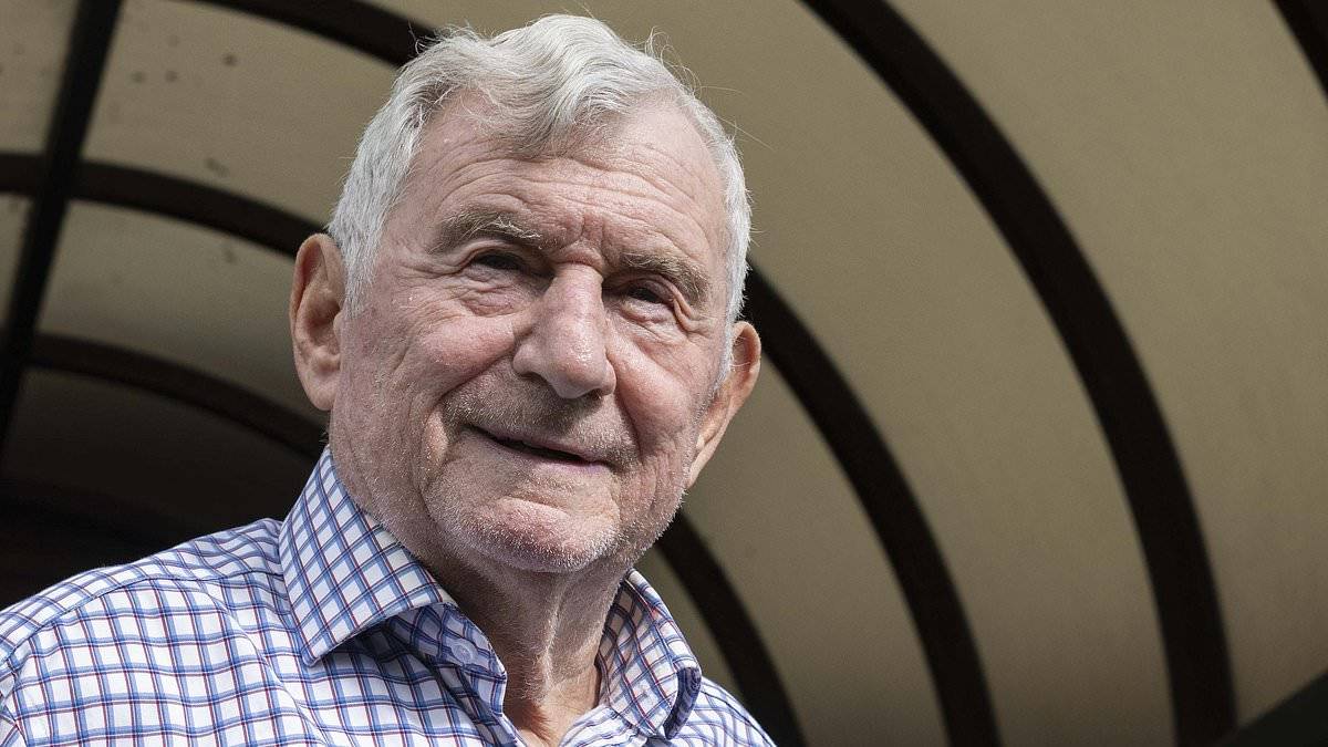 Celtic hand 80-year-old former Spurs boss David Pleat scouting role ...