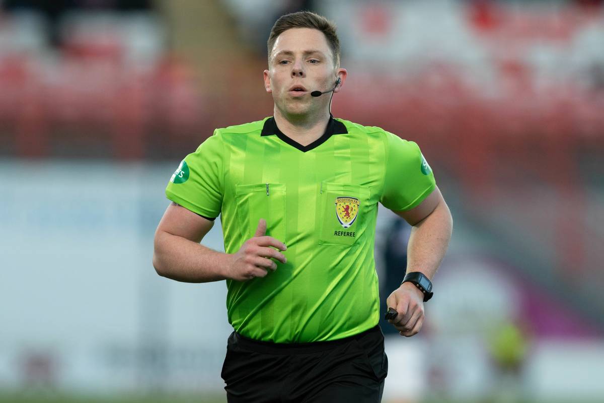 Who is the referee for Celtic v Falkirk? Match officials and VAR ...