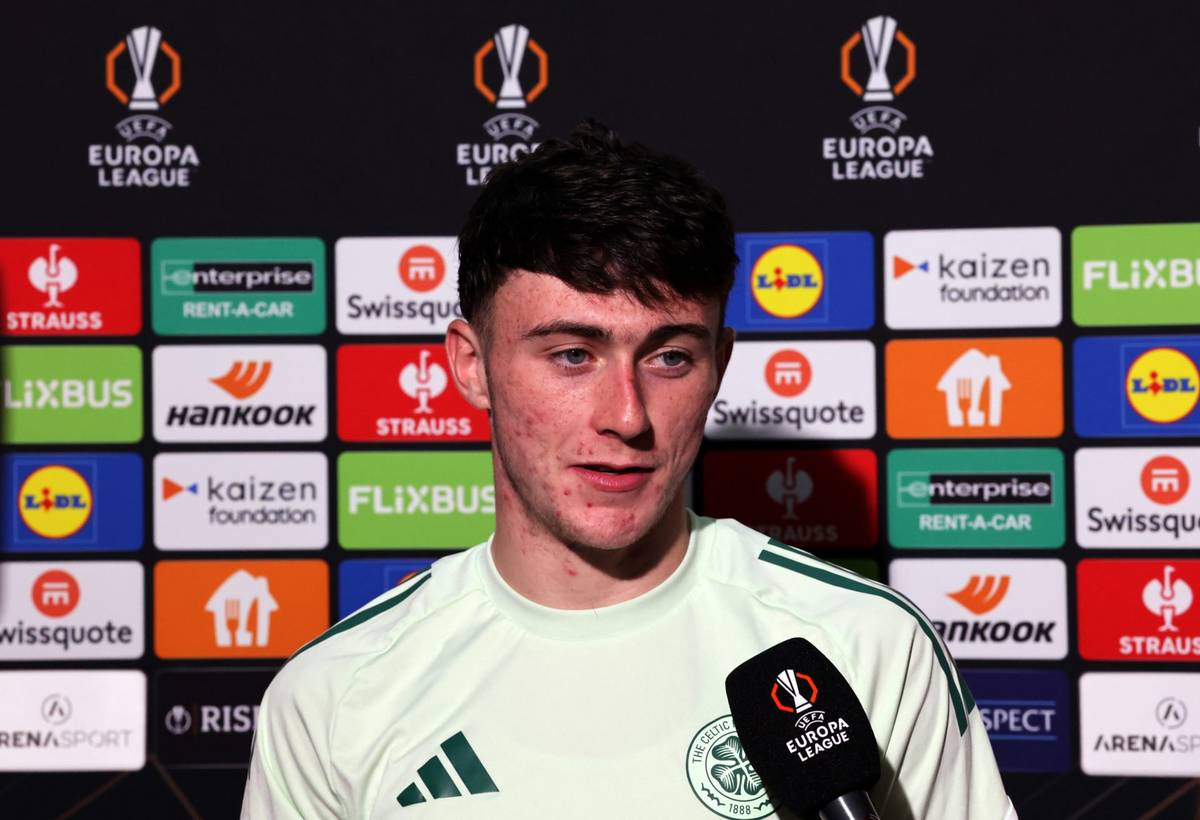 Chris Sutton uses four words to describe Colby Donovan’s Celtic ...