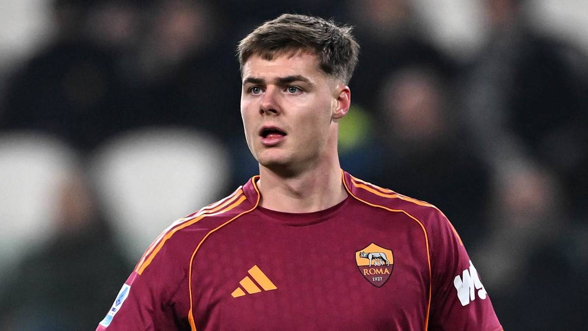 Celtic handed Evan Ferguson transfer boost by AS Roma manager - The ...