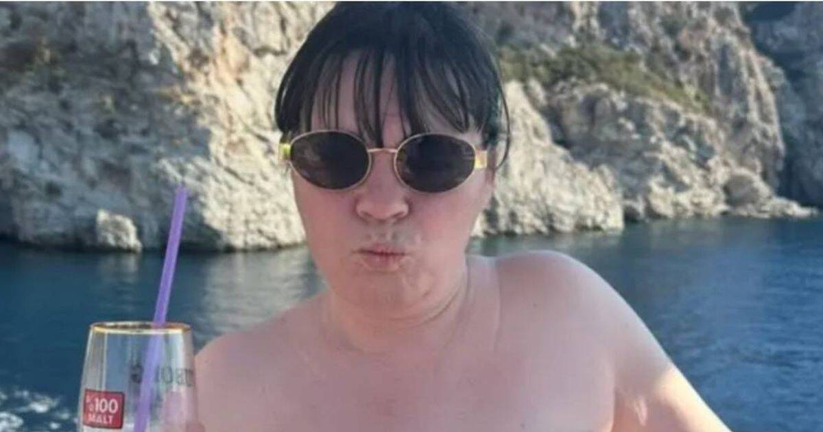 Mum dies suddenly on first day of Lanzarote holiday as tributes paid to ...